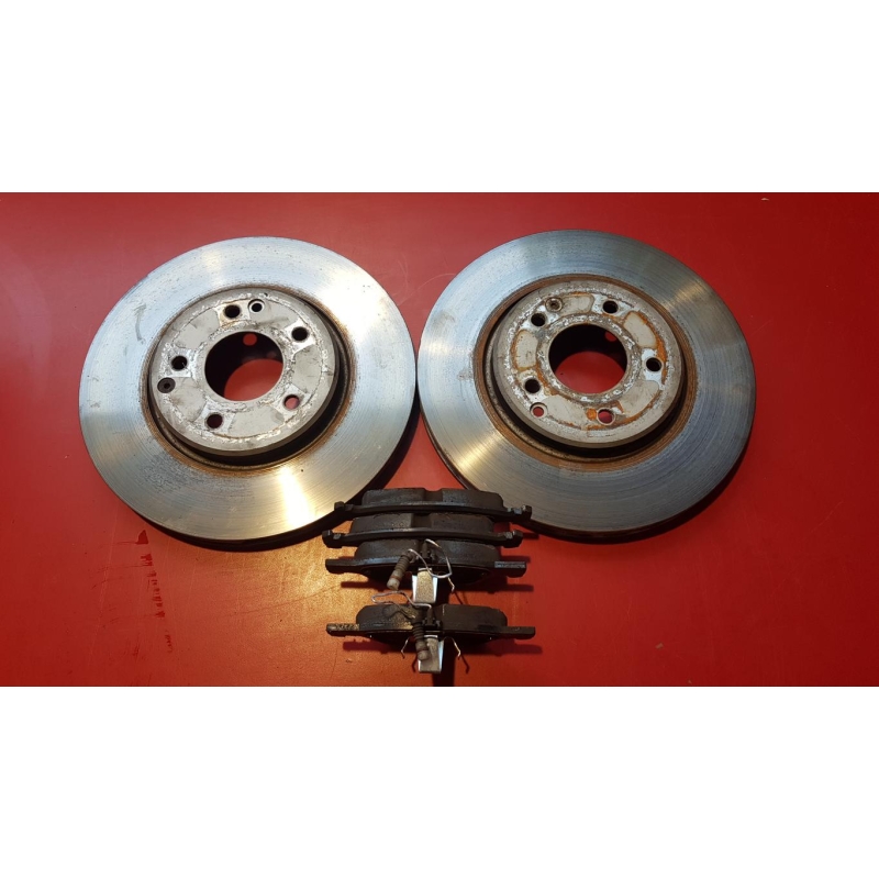 Bremsscheiben Bremsklötze Beläge vorn original Bosch Mercedes W210 W2 ...