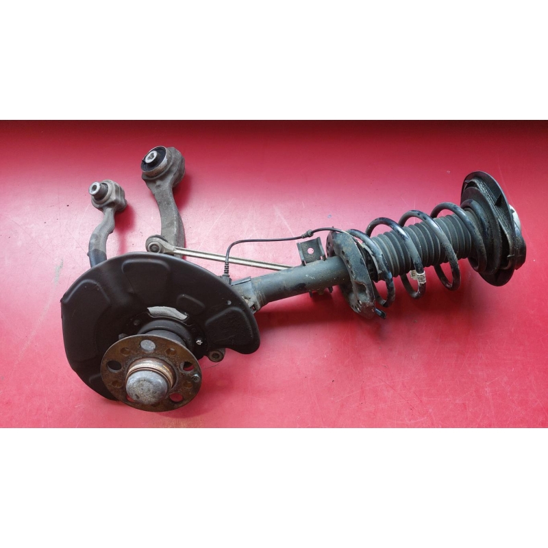 Achsschenkel Radnabe Zugstrebe Federbein vorne links Mercedes W212 21 ...