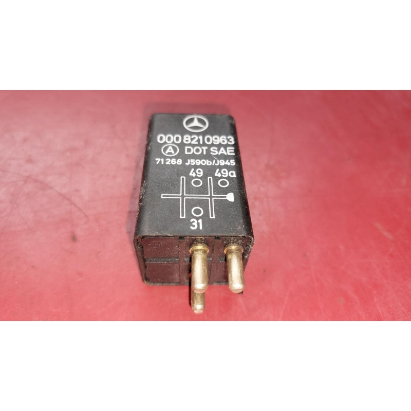 Blinkrelais Relais Blinker Mercedes W123 W126 R107 0008210963, 29,99