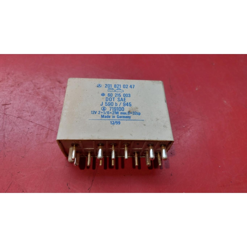 Blinkrelais Scheibenwischer Mercedes W126 W124 W201 W202 2018210047 2 ...